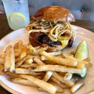 Gus’s Barbecue in Porter Ranch {Foodie Review} - Real Mom of SFV